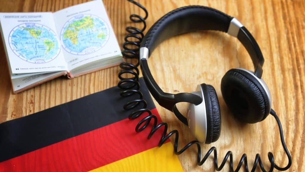 German Pronunciation Guide: 7 Categories To Practice (Tips)